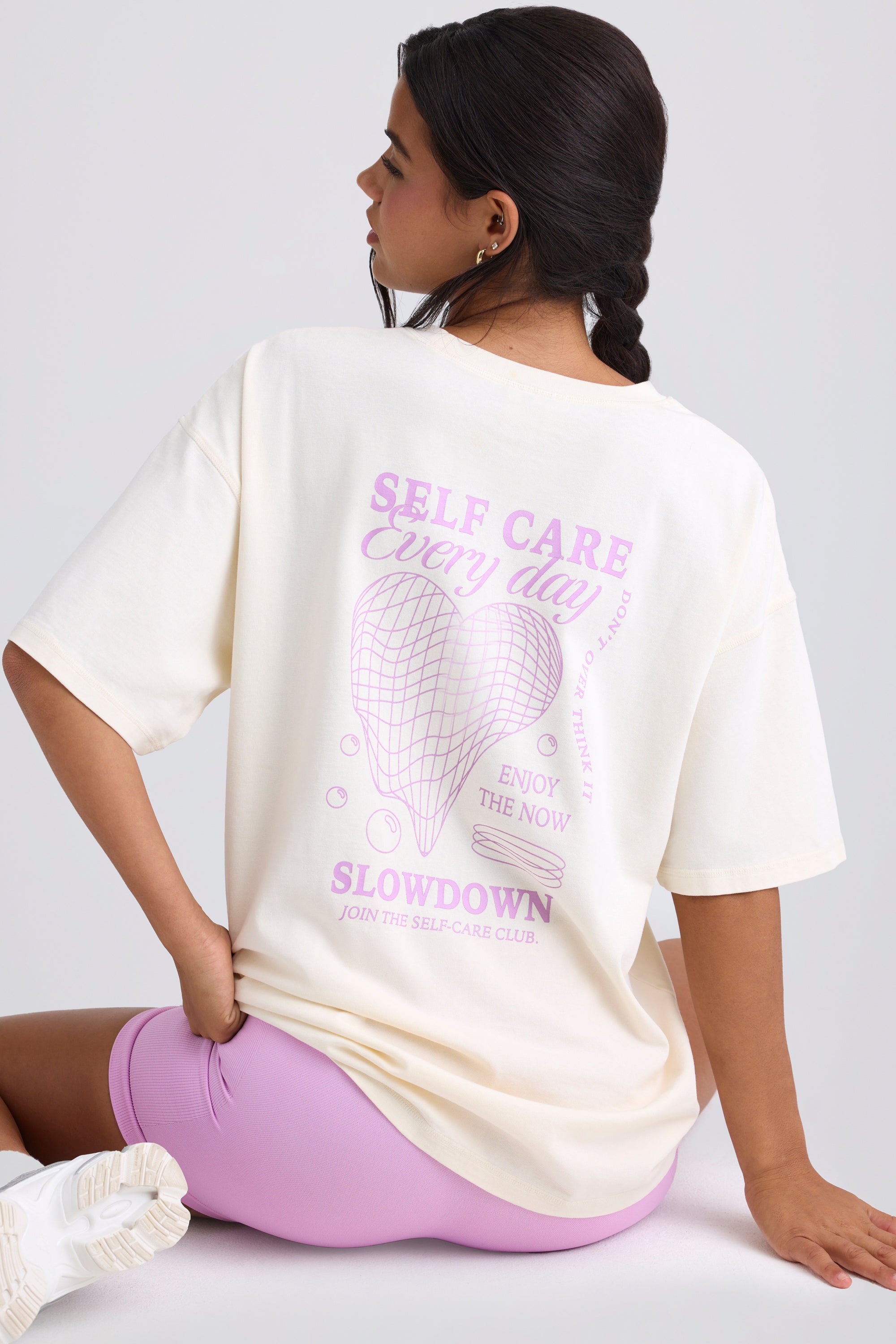 Oversized Short-Sleeve T-Shirt in Egg Shell – Bo+Tee