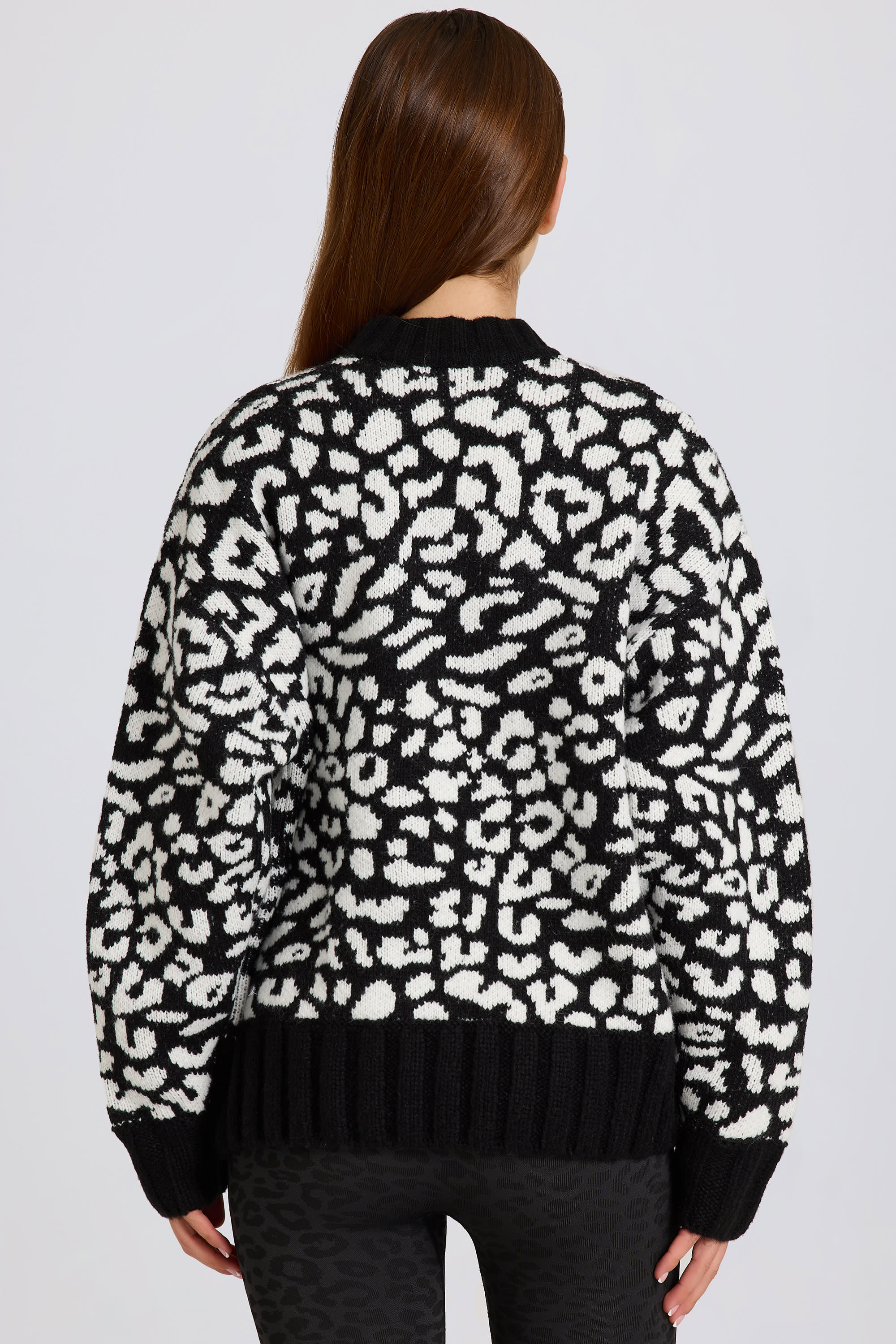 Jacquard-Knit Oversized Jumper in Black – Bo+Tee